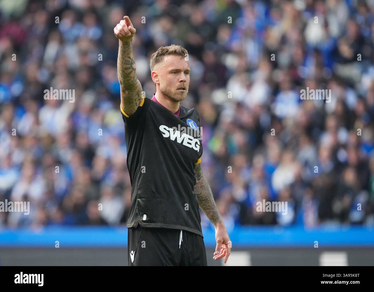 29 March 2025, Berlin: Soccer: Bundesliga 2, Hertha BSC - Karlsruher SC ...