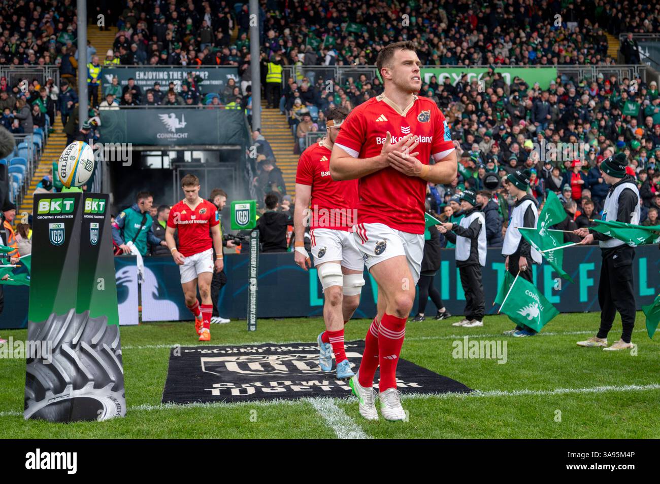 Castlebar, Ireland. 30th Mar, 2025. Tom Farrell of Munster during the ...