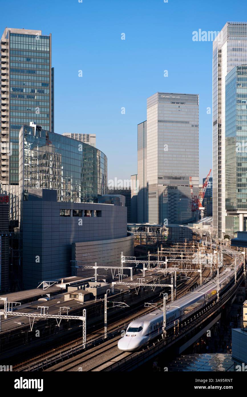 Japan Railway (JR) Tokaido Line shinkansen super express bullet train ...