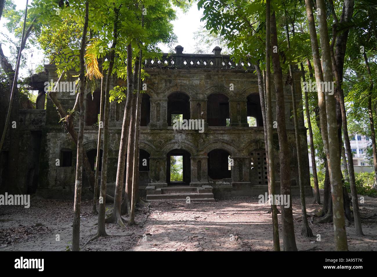 Dhaka, Dhaka, Bangladesh. 30th Mar, 2025. Once a symbol of aristocratic ...
