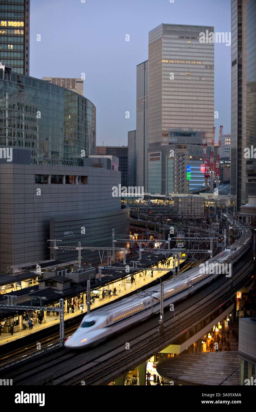 Japan Railway (JR) Tokaido Line shinkansen super express bullet train ...