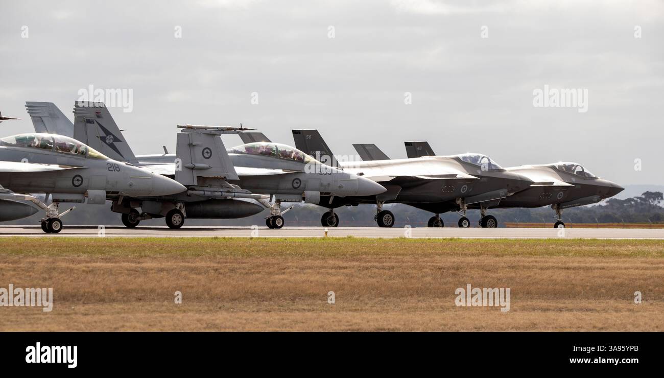 Royal Australian Air Force F/A-18 Super Hornet and new stealth F-35 ...