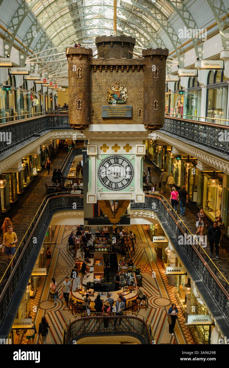 The Thwaites and Reed hanging clock at the Queen Victoria Building (QVB ...