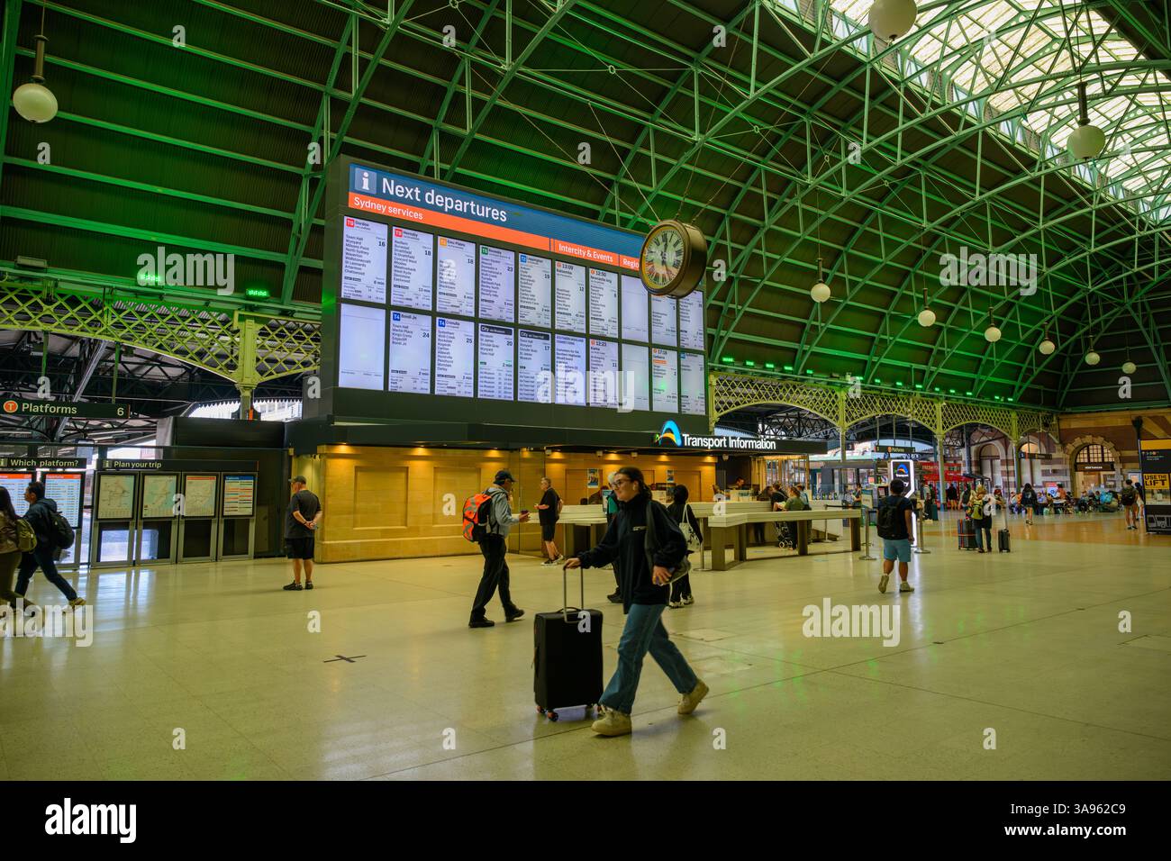 The Transport Information desk in the passenger concourse, Sydney ...