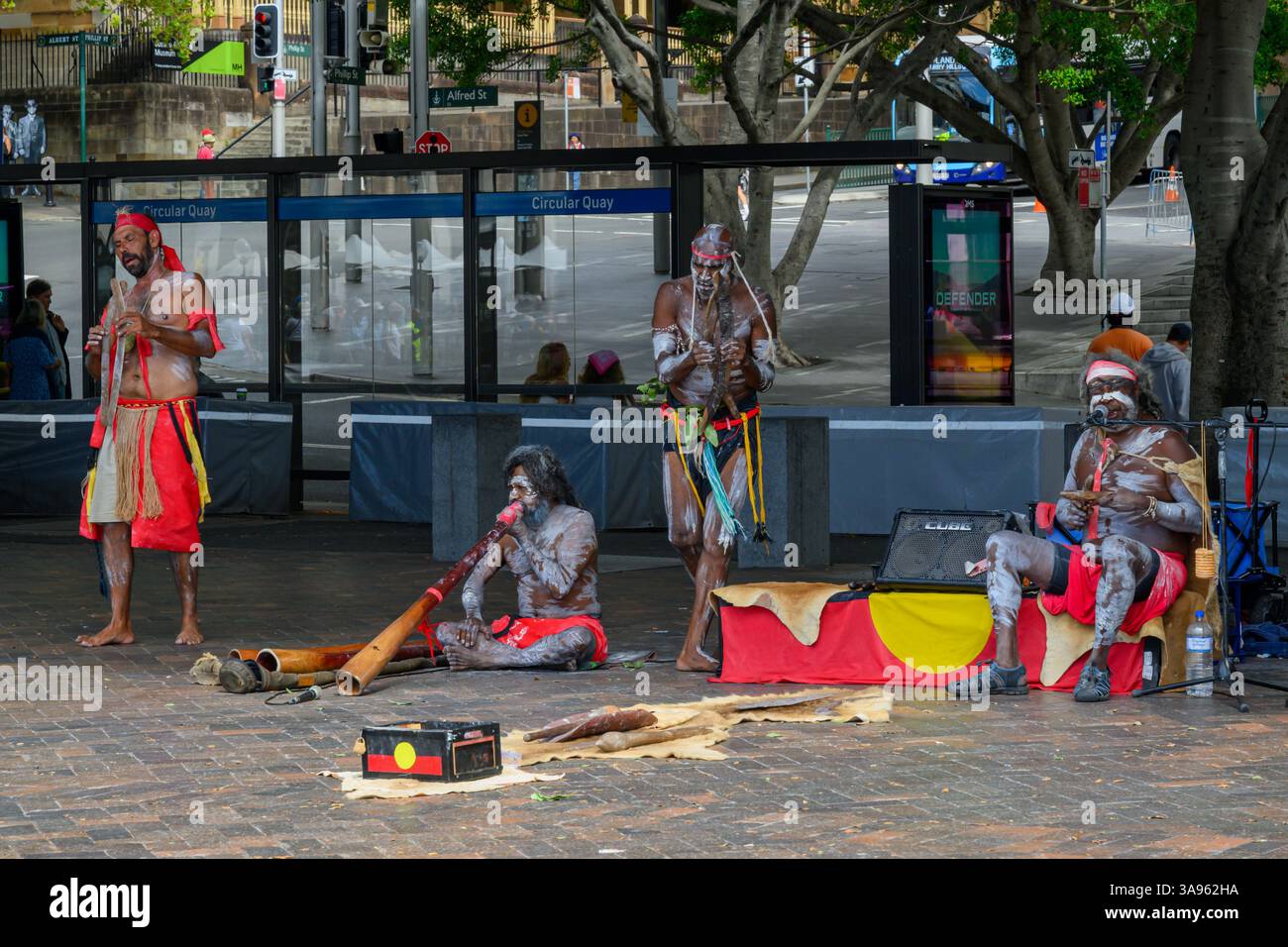 An aboriginal band performing at Circular Quay, Sydney, Australia Stock ...