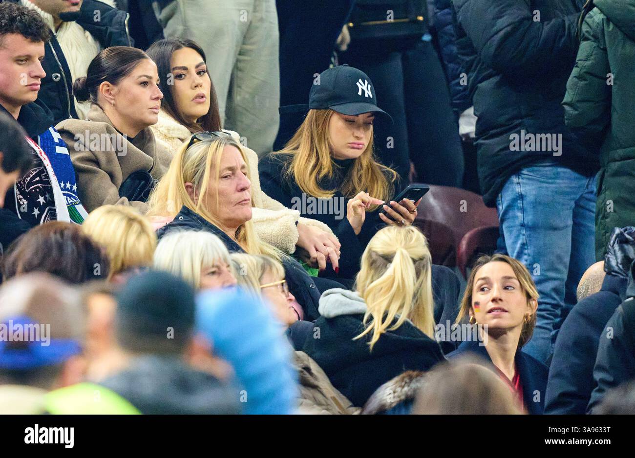 Lina Meyer (L), wife of Joshua KIMMICH, DFB 6, Eva Katharina (R), wife ...