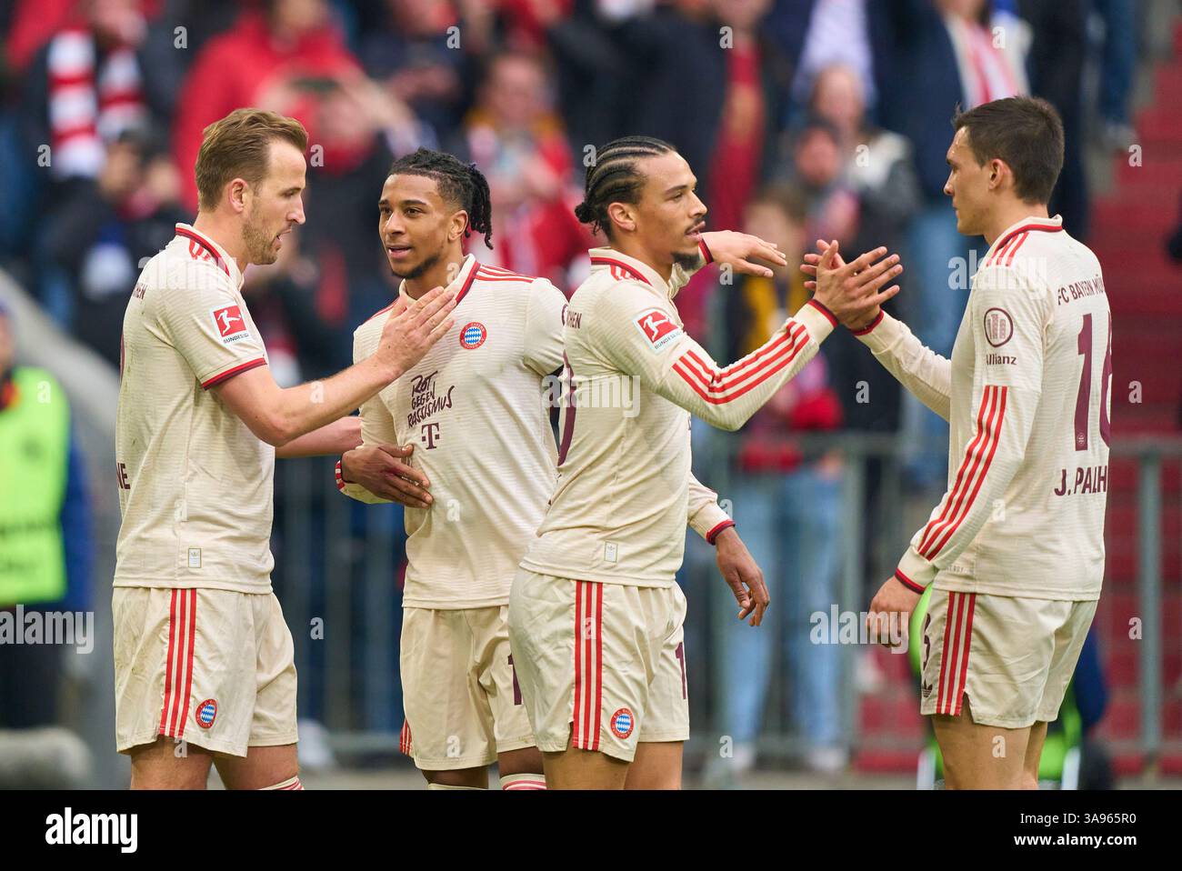 Leroy SANE, FCB 10 celebrates his goal, happy, laugh, celebration, 2-1 ...