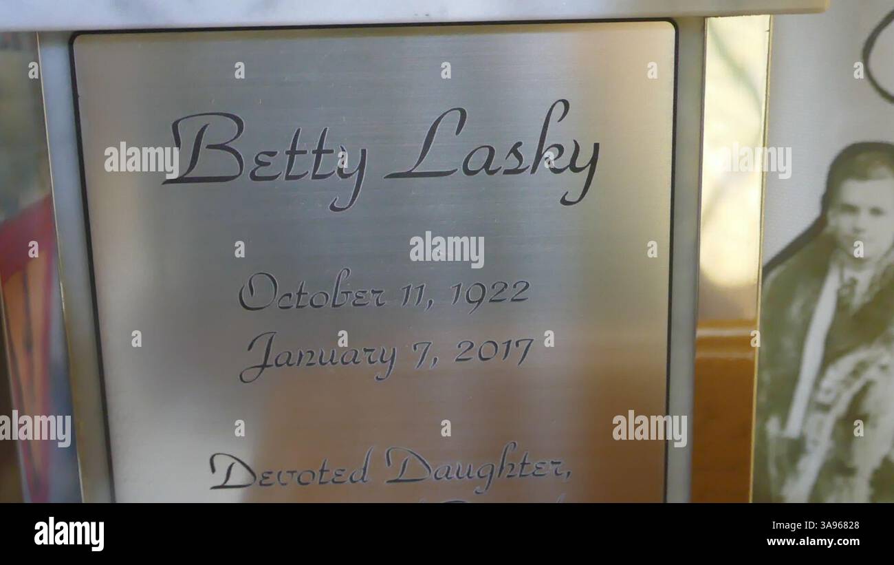 Los Angeles, California, USA 28th March 2025 Betty Lasky Grave at ...