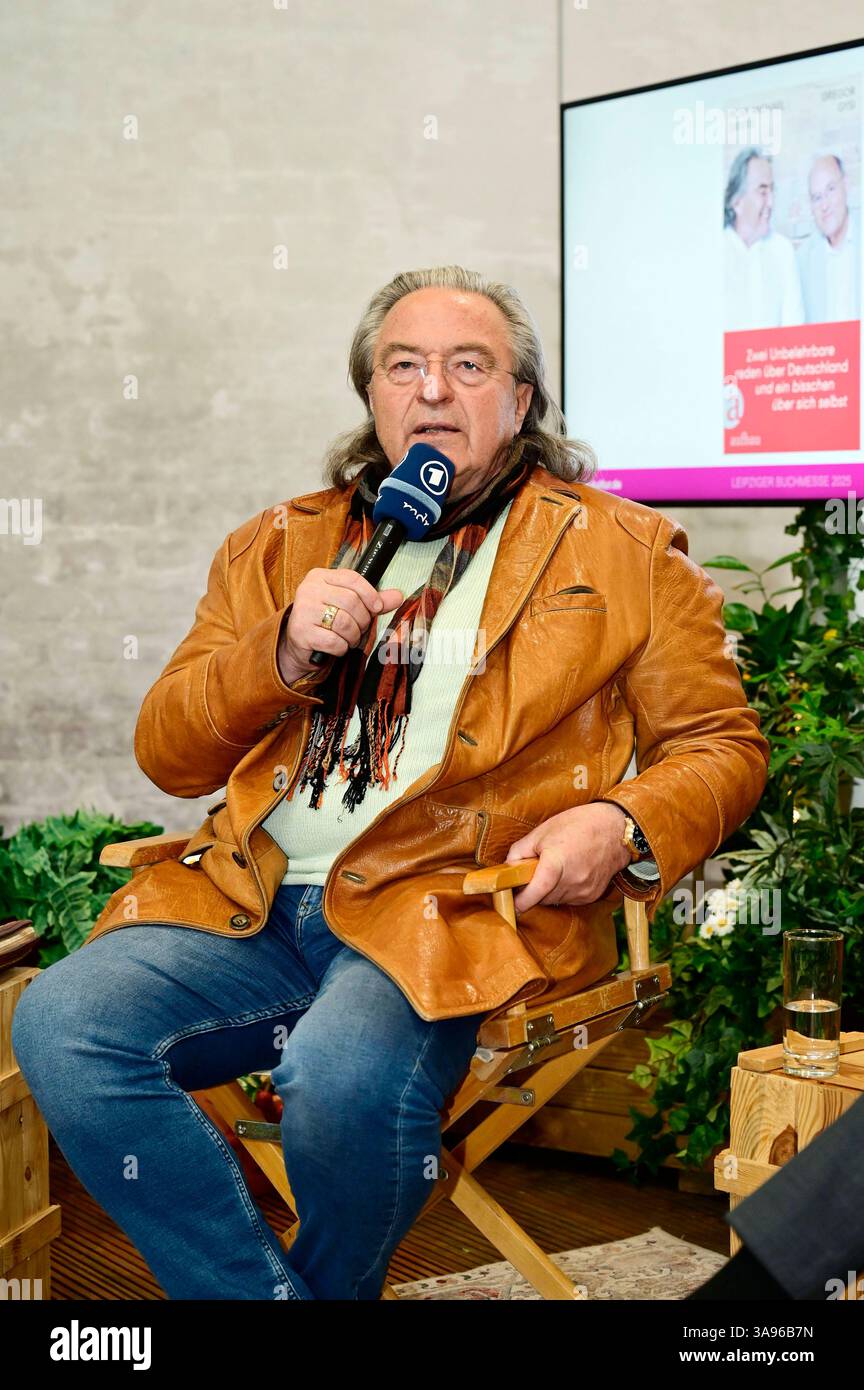 Peter-Michael Diestel bei einem Gespräch zum Buch Zwei Unbelehrbare ...