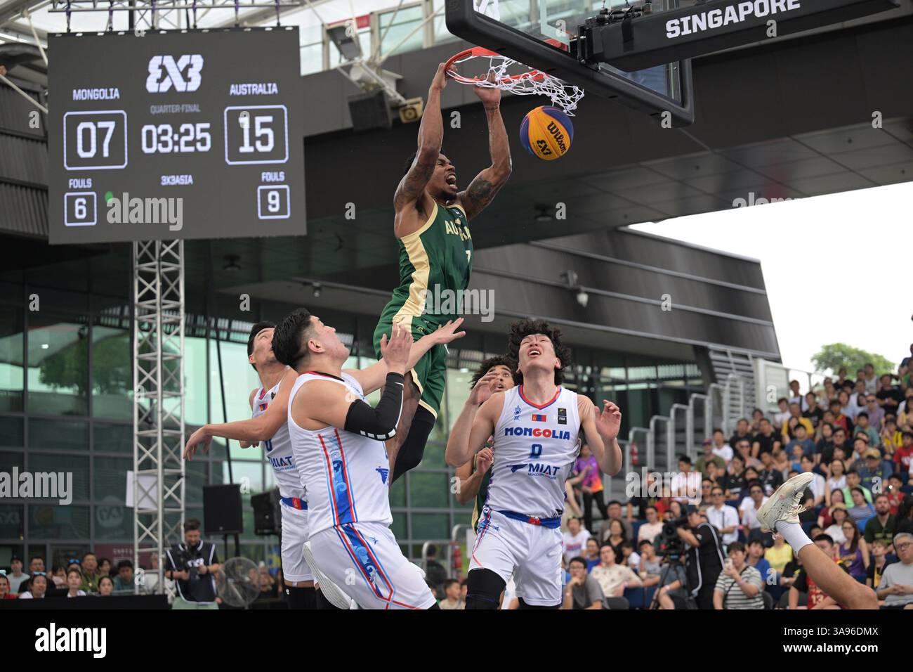 Singapore. 30th Mar, 2025. John Charles Dillon Stith (Top) of Australia ...