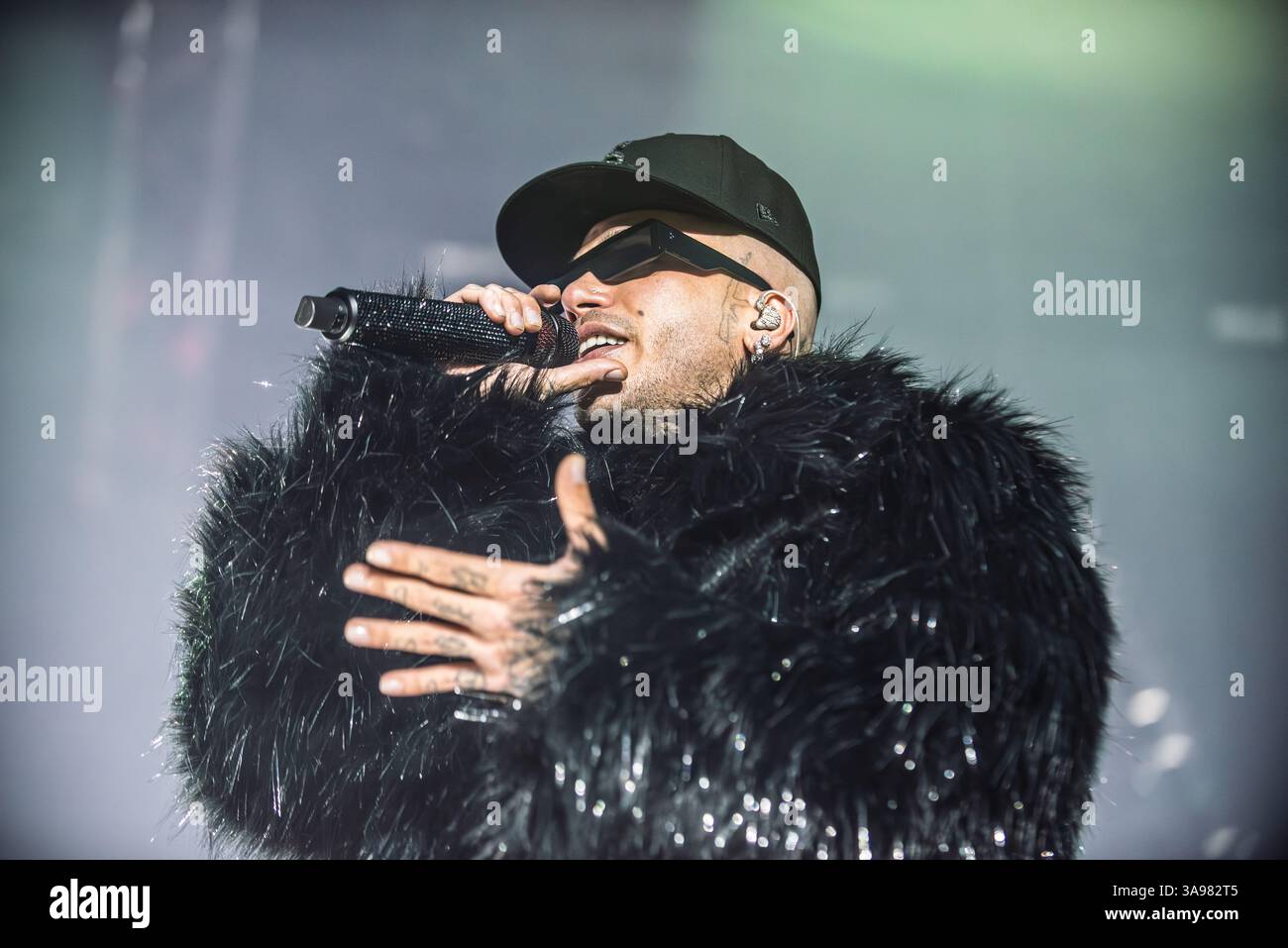 Sfera ebbasta torino 2025 hi-res stock photography and images - Alamy