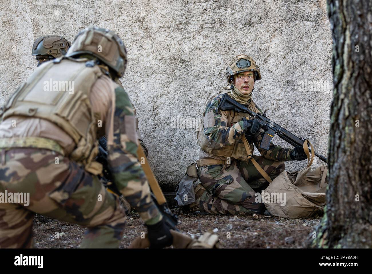 The 21st regiment d'infanterie de marine (21 RIMa) seen in action ...