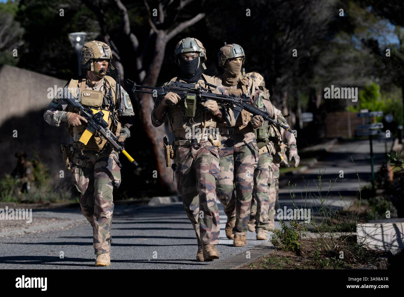 The 21st regiment d'infanterie de marine (21 RIMa) seen in action ...