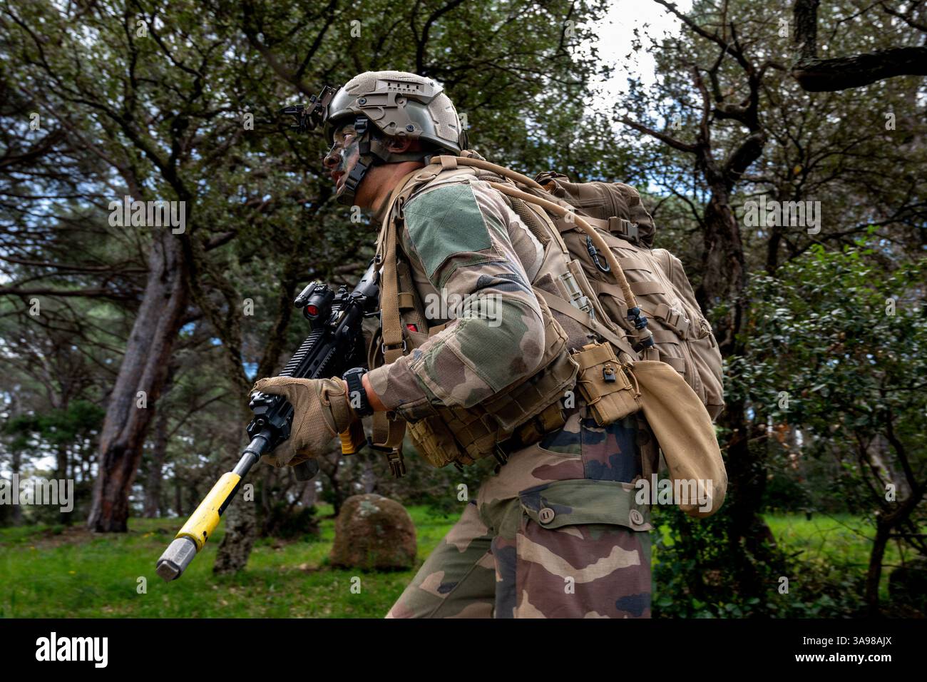 The 21st regiment d'infanterie de marine (21 RIMa) seen in action ...