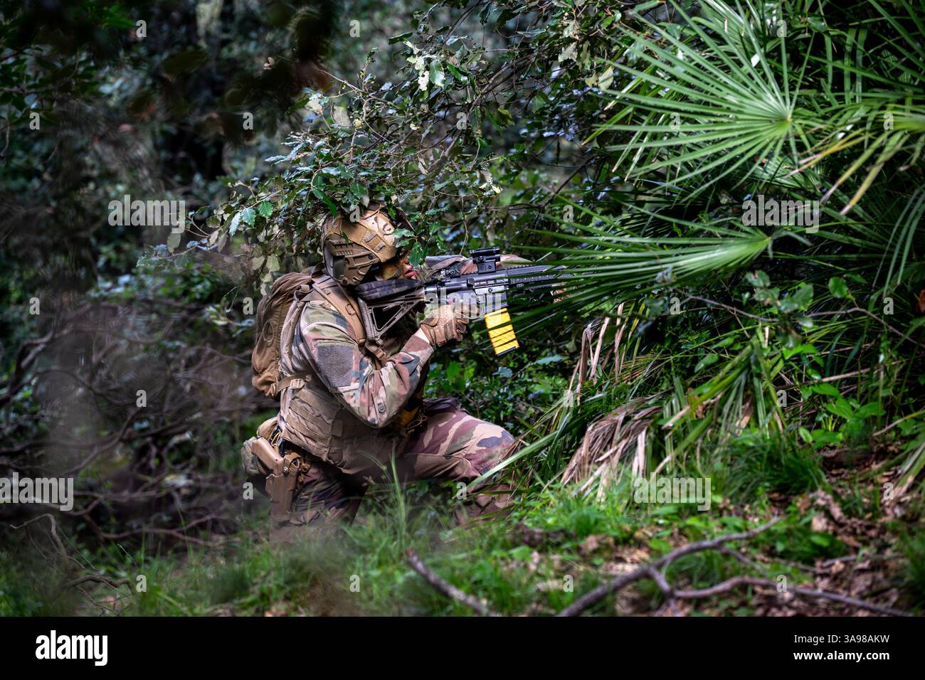 The 21st regiment d'infanterie de marine (21 RIMa) seen in action ...