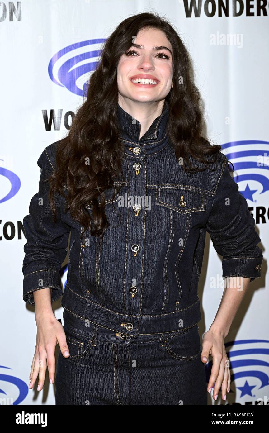 Ella Rubin beim Photocall zum Kinofilm 'Until Dawn' auf der WonderCon ...