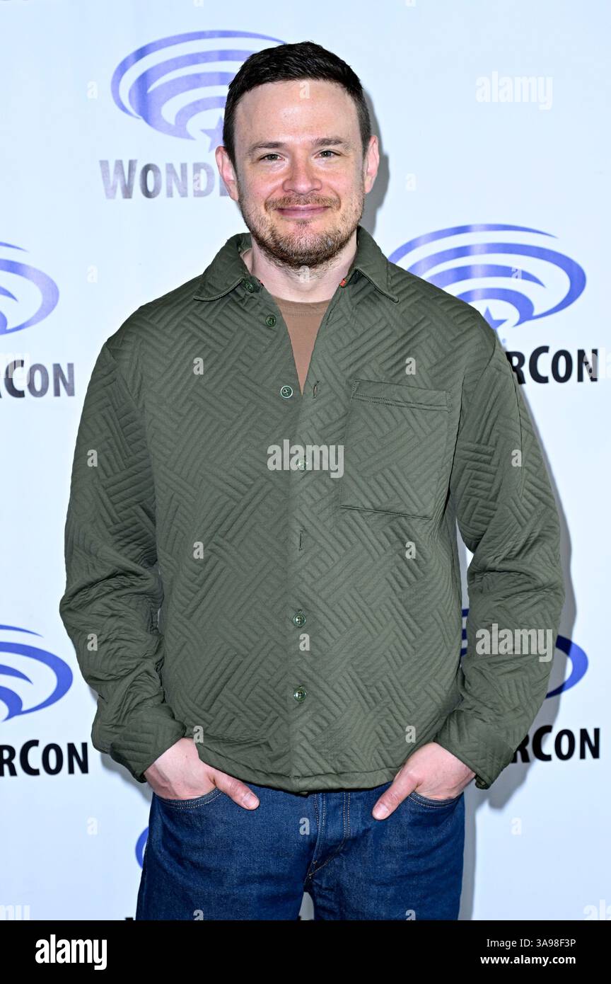 Jake Coburn beim Photocall zur NBC Serie 'The Hunting Party' auf der ...
