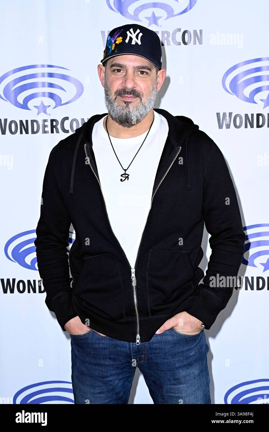 Patrick Sabongui beim Photocall zur NBC Serie 'The Hunting Party' auf ...