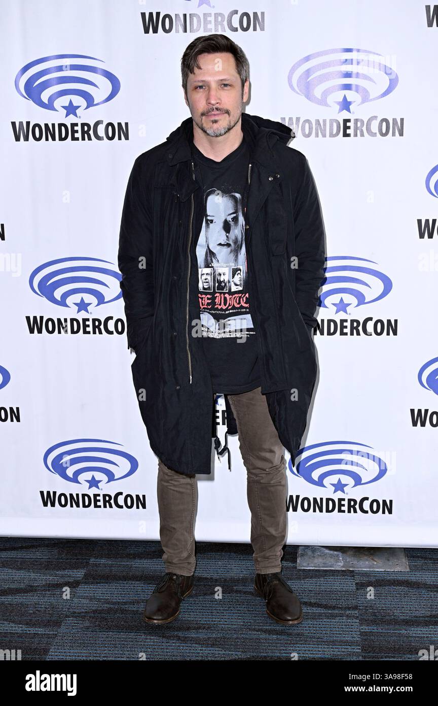 Nick Wechsler beim Photocall zur NBC Serie 'The Hunting Party' auf der ...