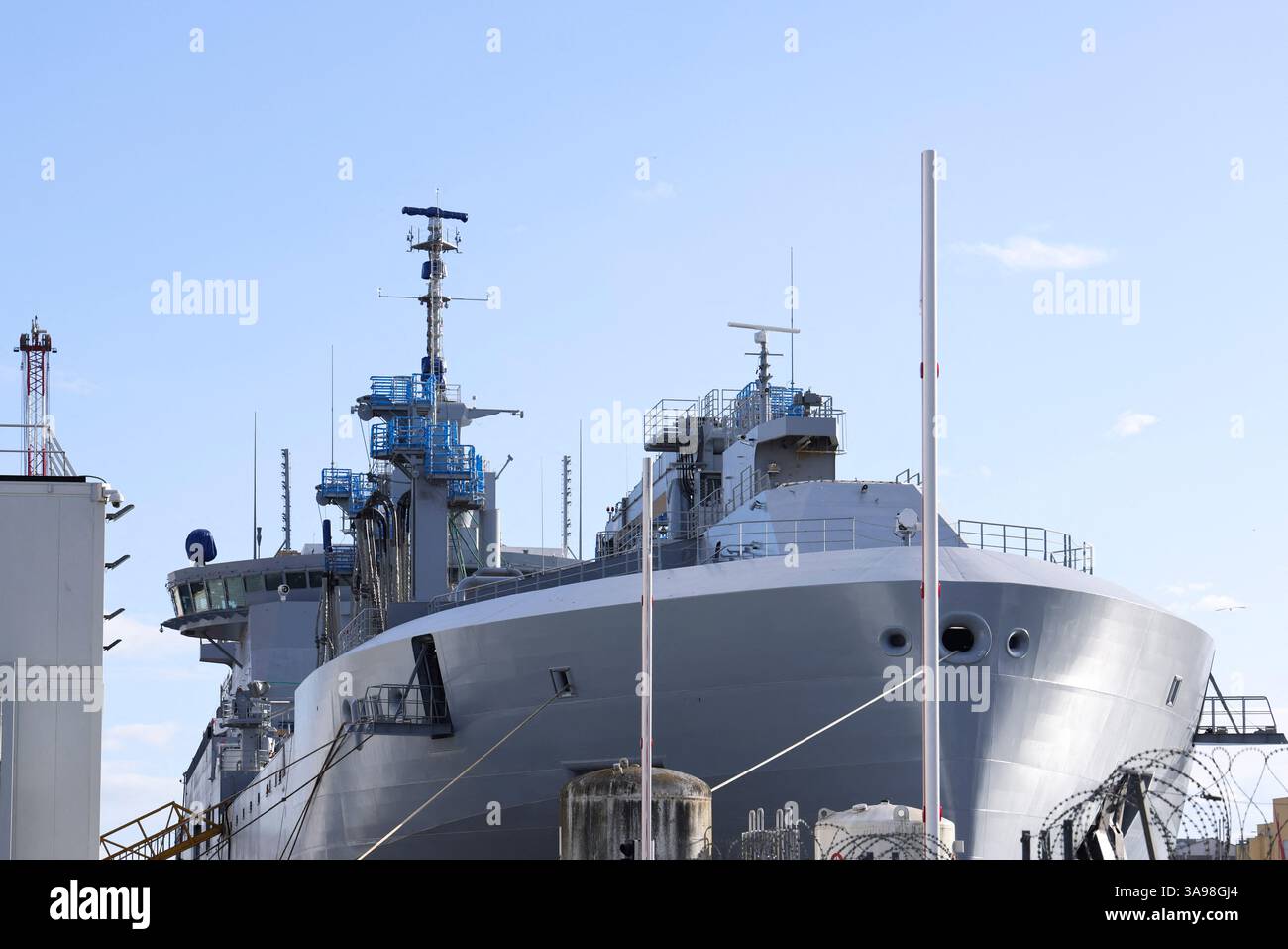 The Jacques Stosskopf, the second Bâtiment Ravitailleur de Forces (BRF ...