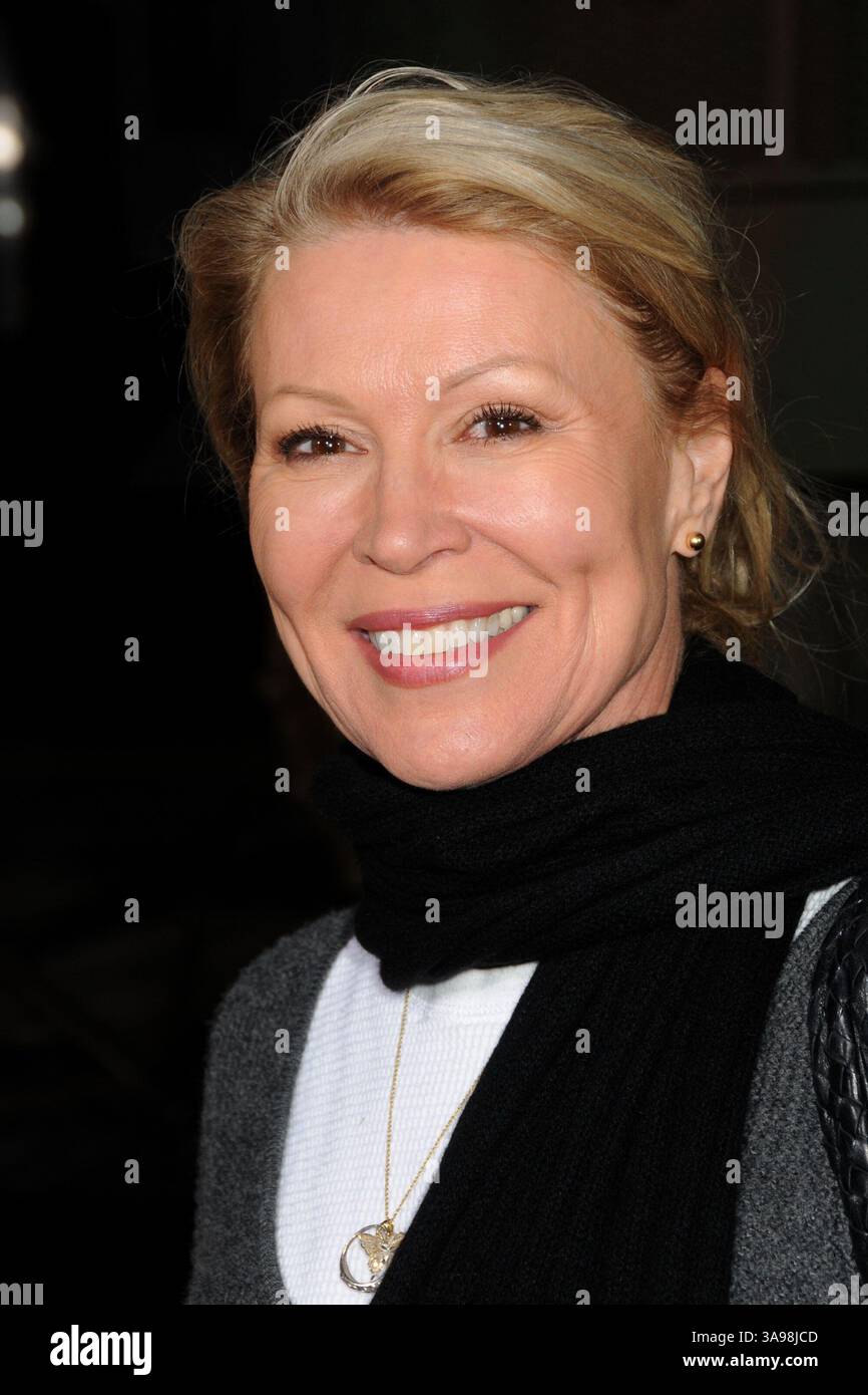 Leslie easterbrook hi-res stock photography and images - Alamy