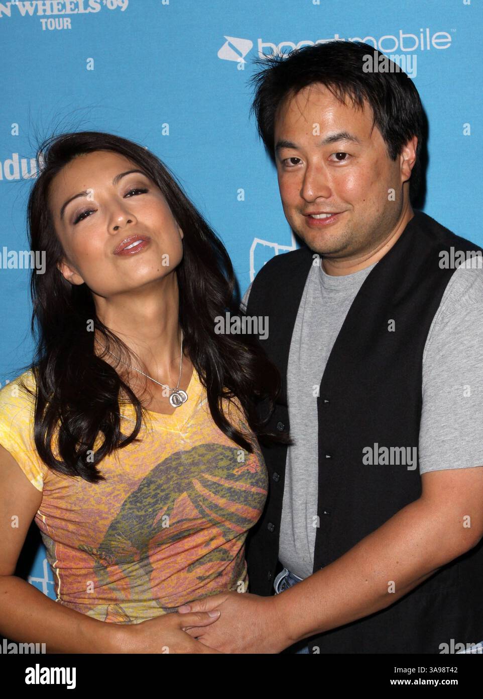 Ming na husband eric michael zee hi-res stock photography and images ...