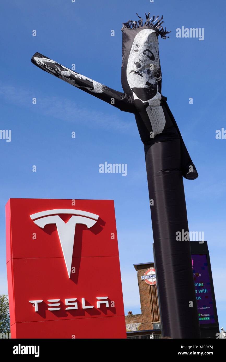 Anti elon musk demo hi-res stock photography and images - Alamy