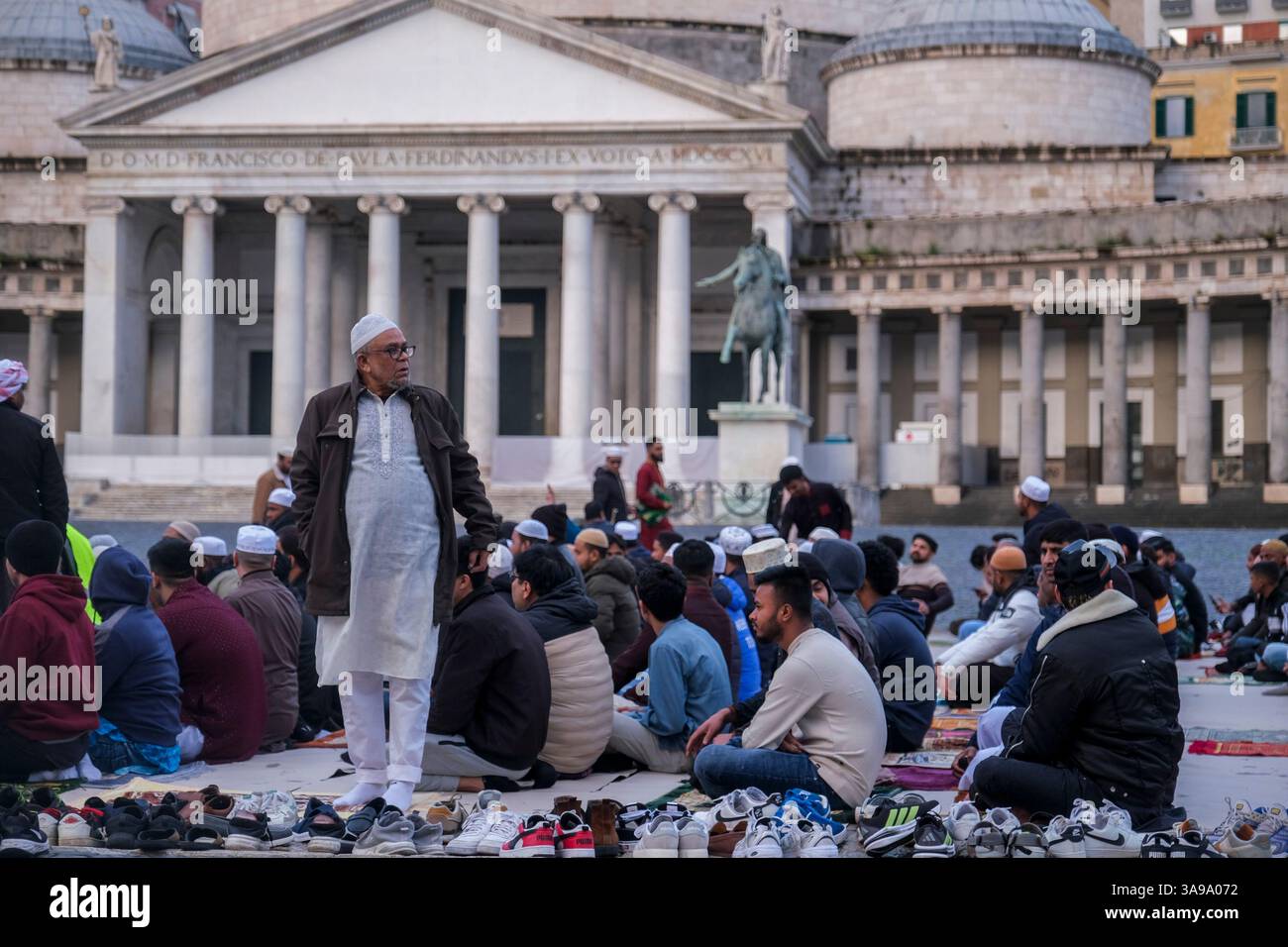 Piazza del Plebiscito turns into a place of recollection and sharing ...