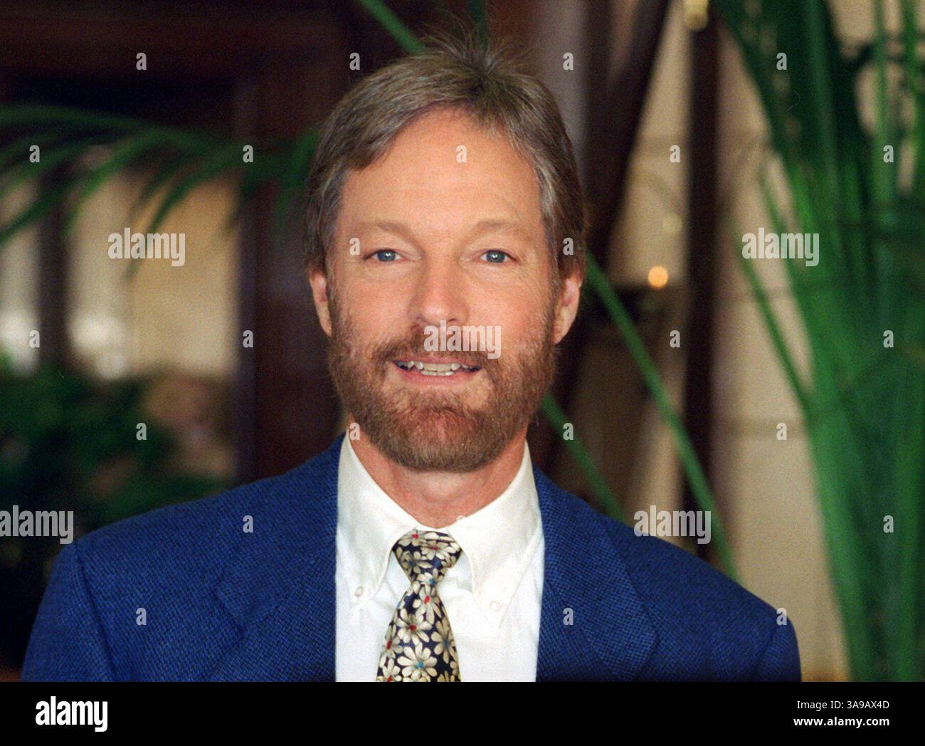 FILED - 16 January 1997, Hamburg: US actor Richard Chamberlain ...