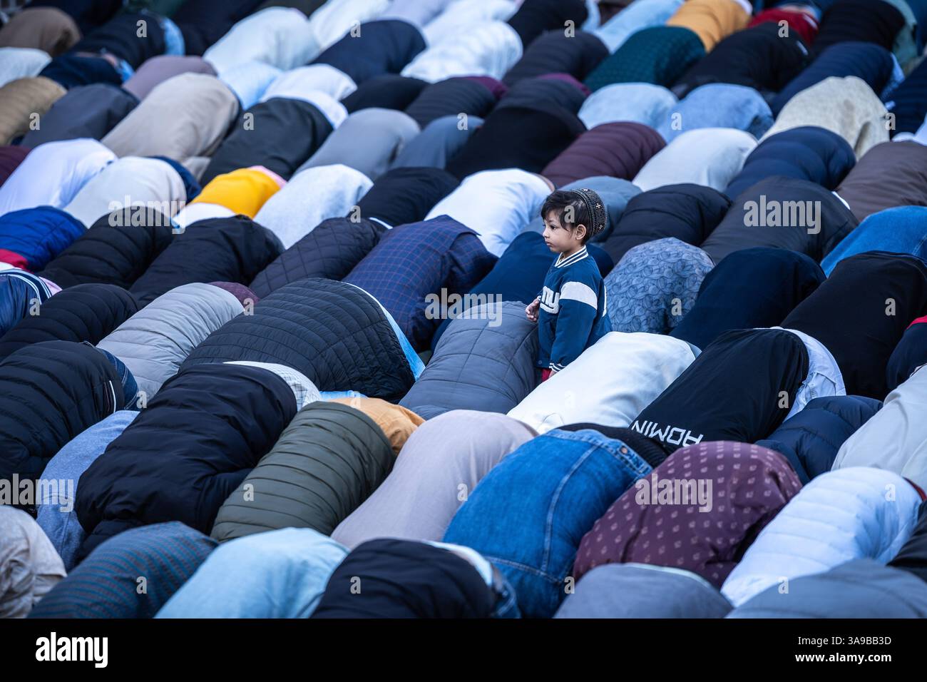 Madrid, Madrid, SPAIN. 30th Mar, 2025. Eid Al-Fitr prayer, a ...