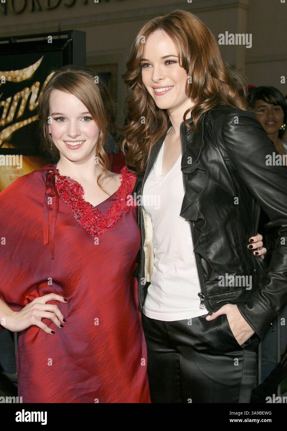 Kay panabaker and sister danielle panabaker hi-res stock photography ...