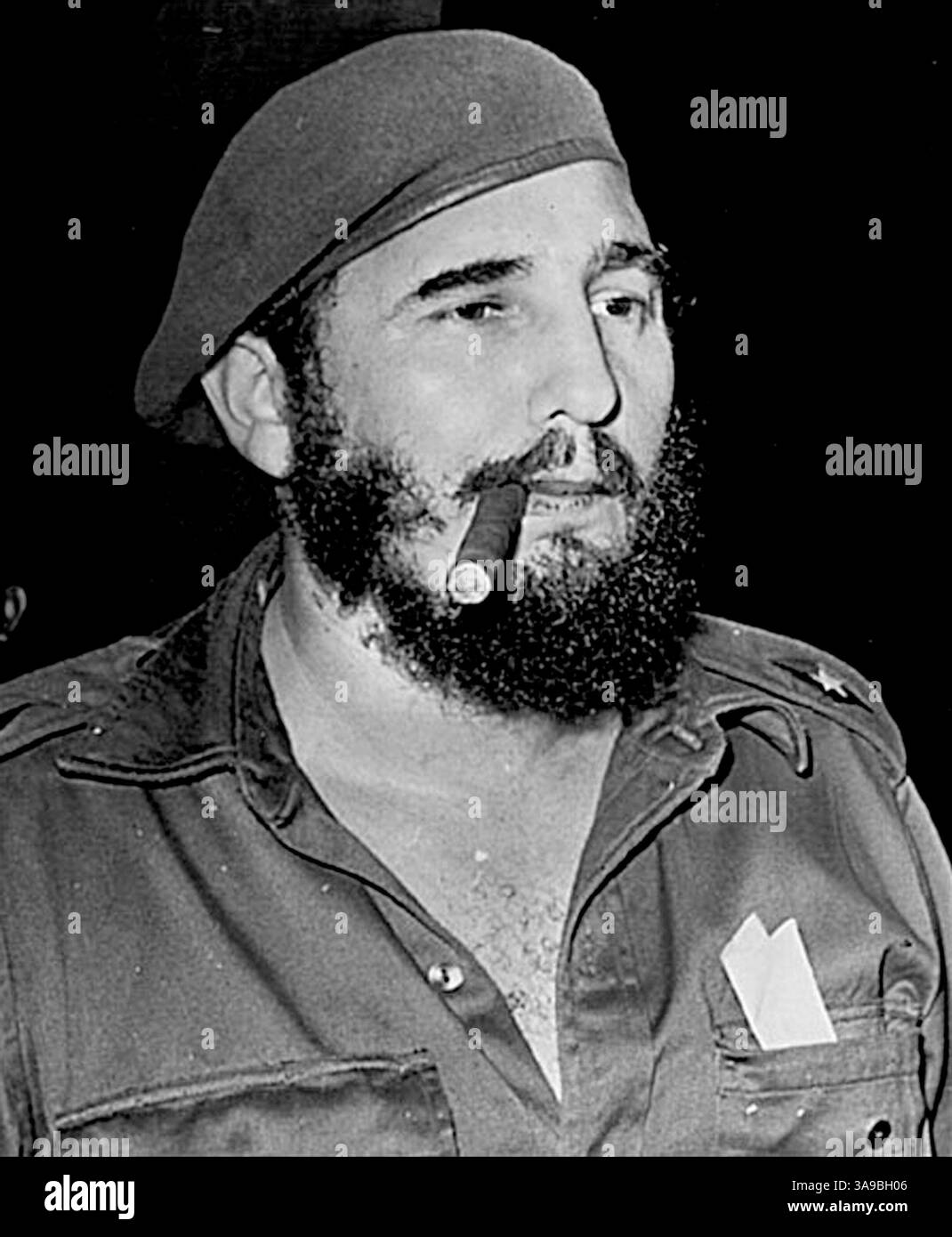 October 24, 2000 - Havana, CUB - Cuban leader Fidel Castro appears with ...