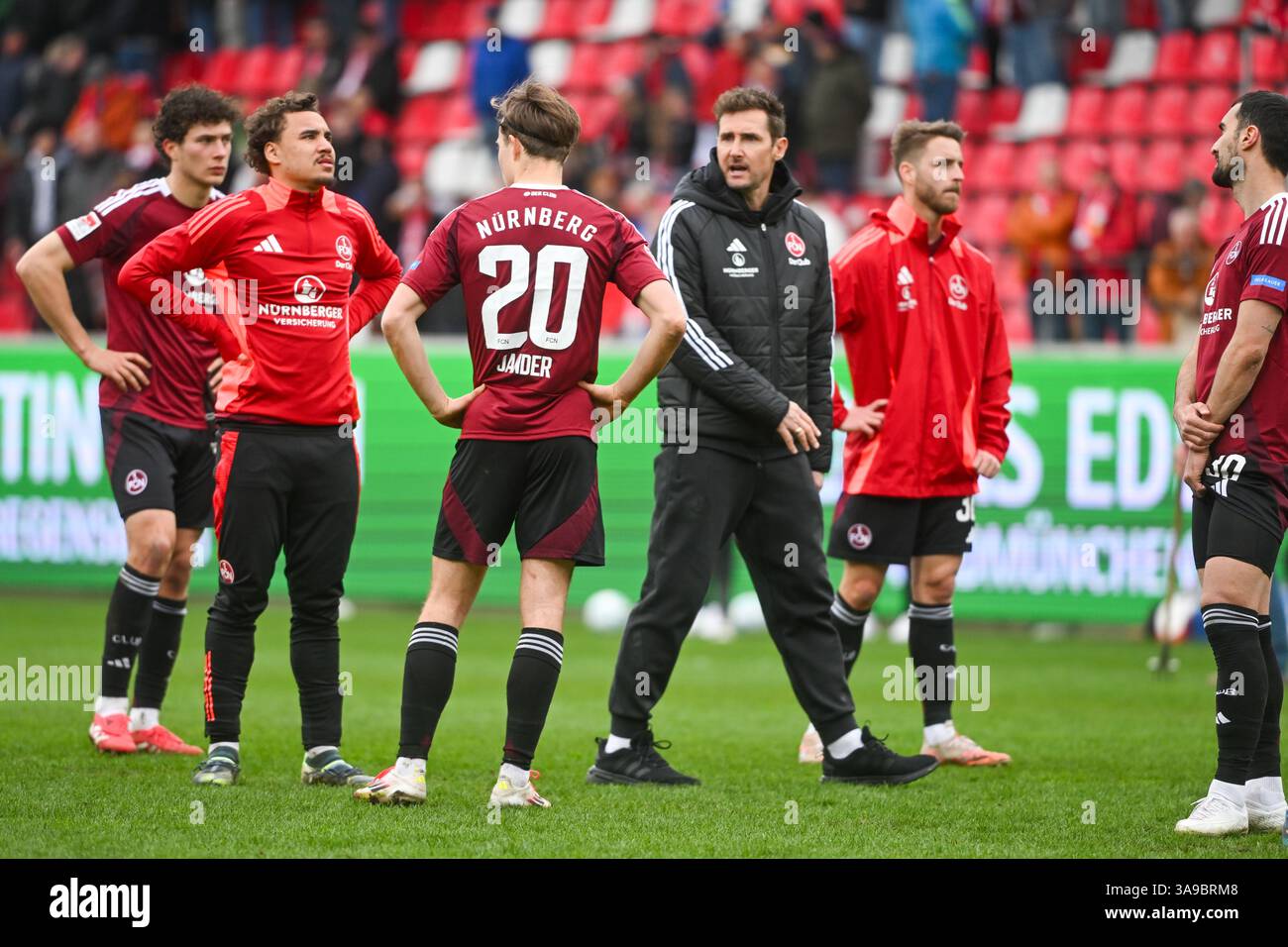 Regensburg, Germany. 30th Mar, 2025. Soccer: Bundesliga 2, Jahn ...