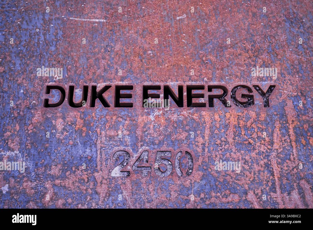 Unique constructing site cover for Duke Energy Company, Cincinnati Ohio ...