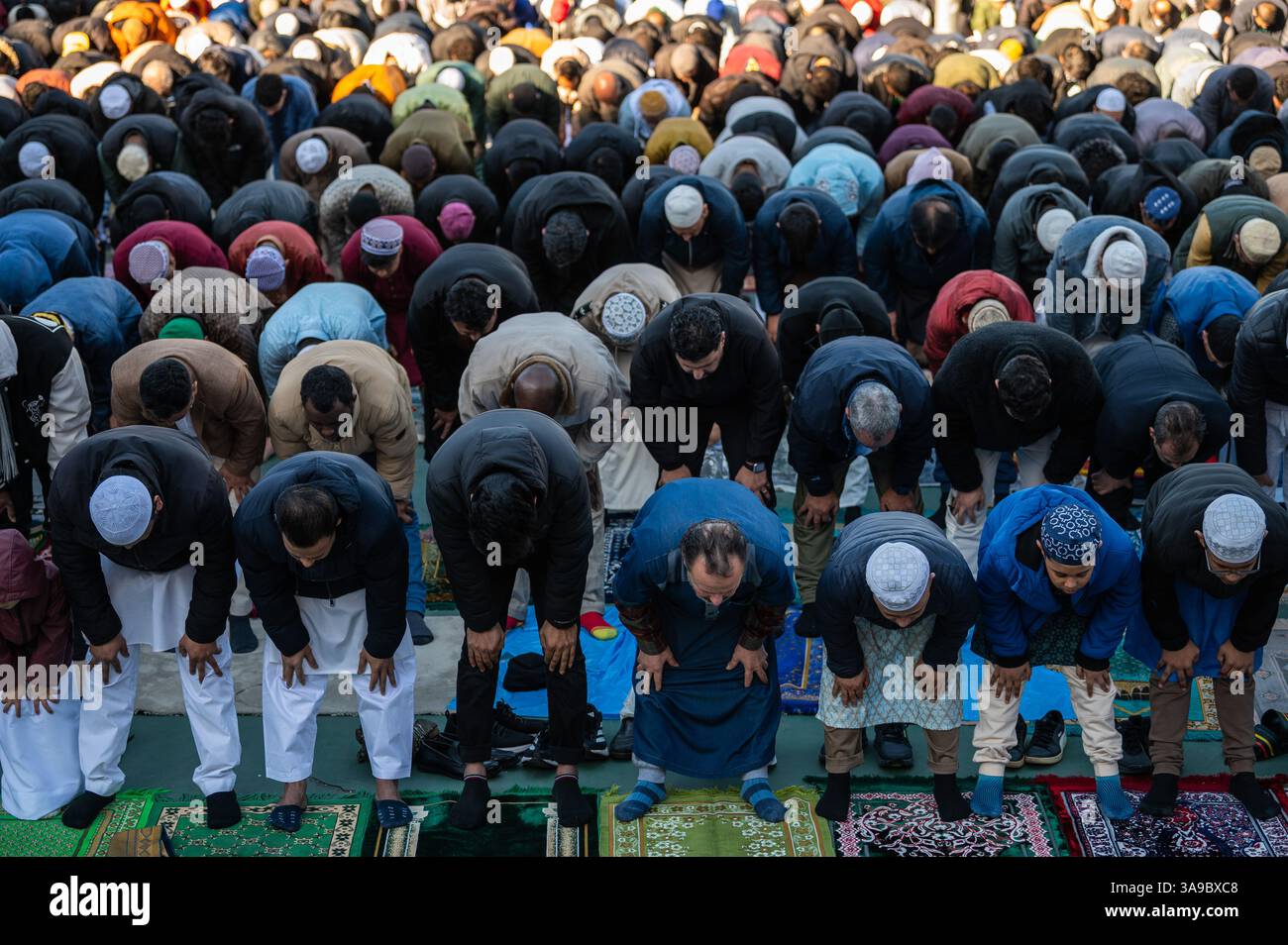 Madrid, Spain. 30th Mar, 2025. Members of the Muslim community in ...