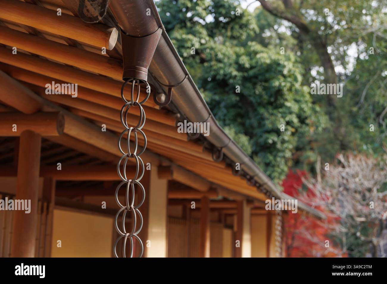 Japanese roof tile hi-res stock photography and images - Alamy