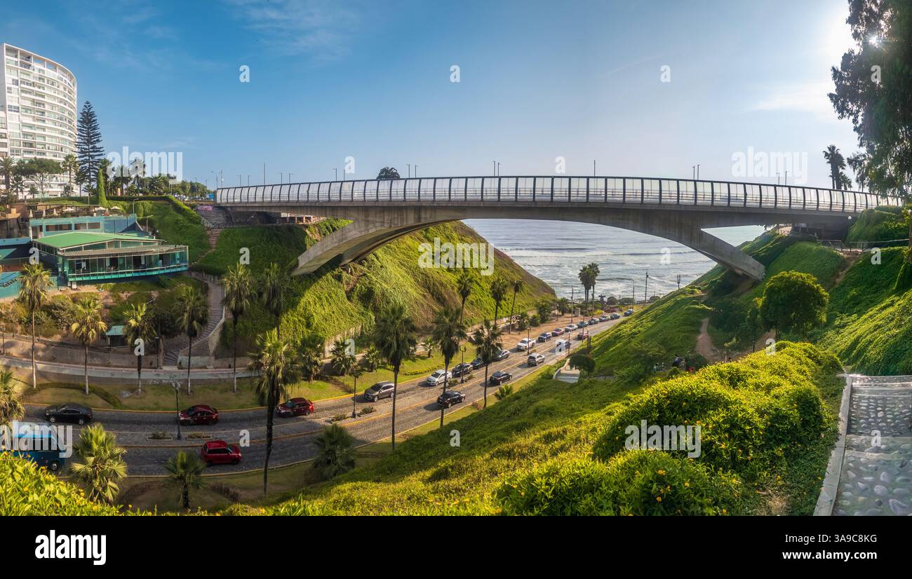 Eduardo Villena Bridge, Miraflores - Lima, Peru Stock Photo - Alamy