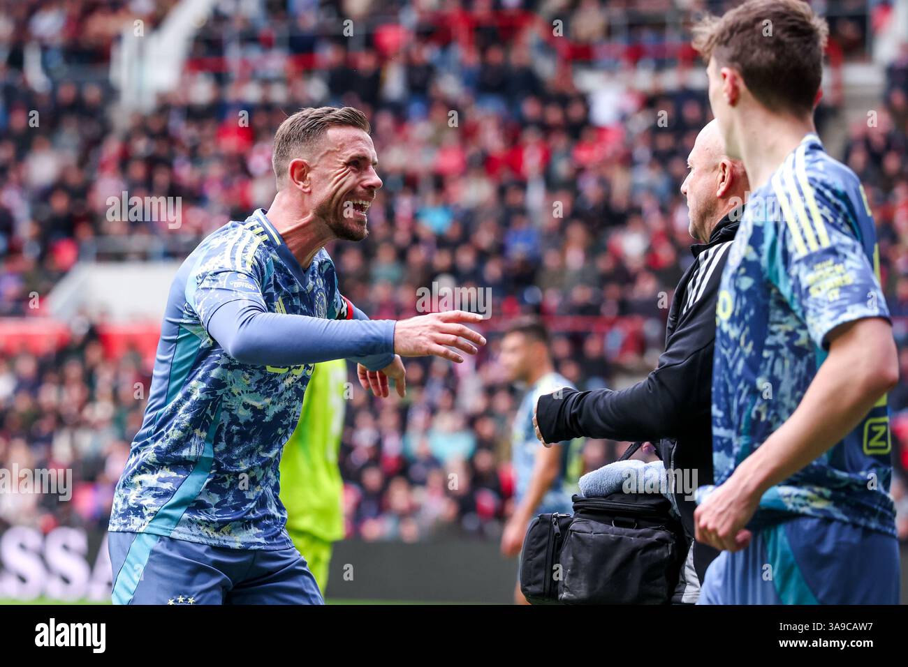 EINDHOVEN, NETHERLANDS - MARCH 30: Jordan Henderson of AFC Ajax ...