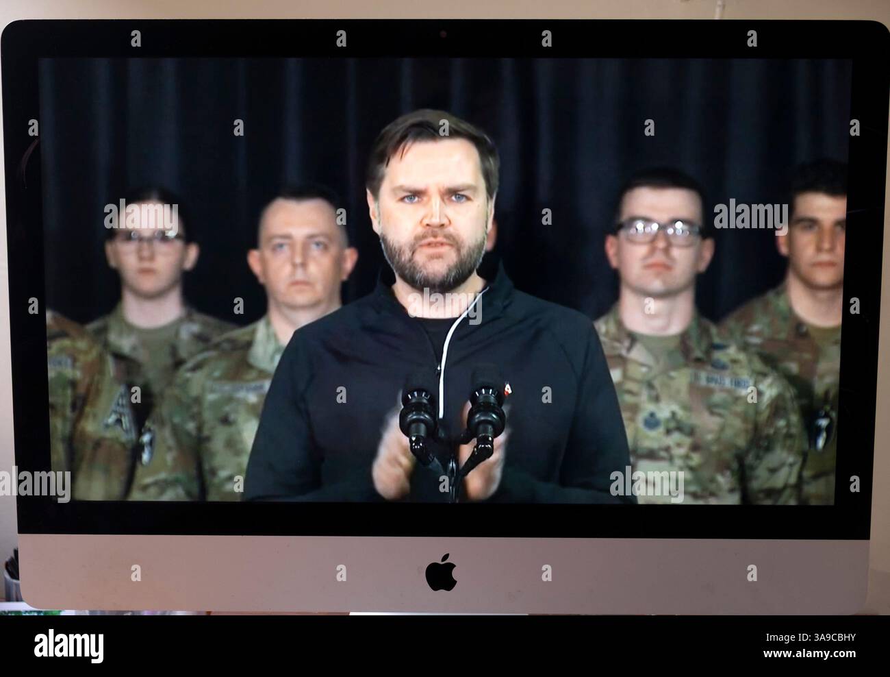 JD Vance addresses US troops at military base in Pituffik Greenland on ...