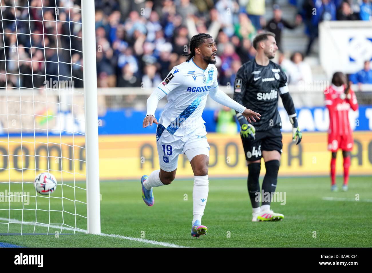 19 Florian AYE (aja) during the Ligue 1 McDonald's match between ...