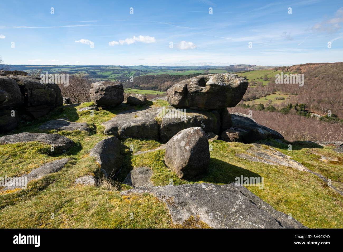 Gardom's Edge in the Peak District national park, Derbyshire, England Stock Photo - Alamy