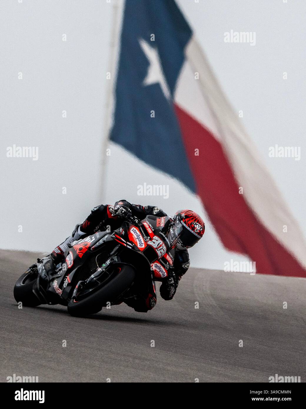Texas, USA. 30th Mar, 2025. Lorenzo Savadori (32) of the Aprilia Racing ...
