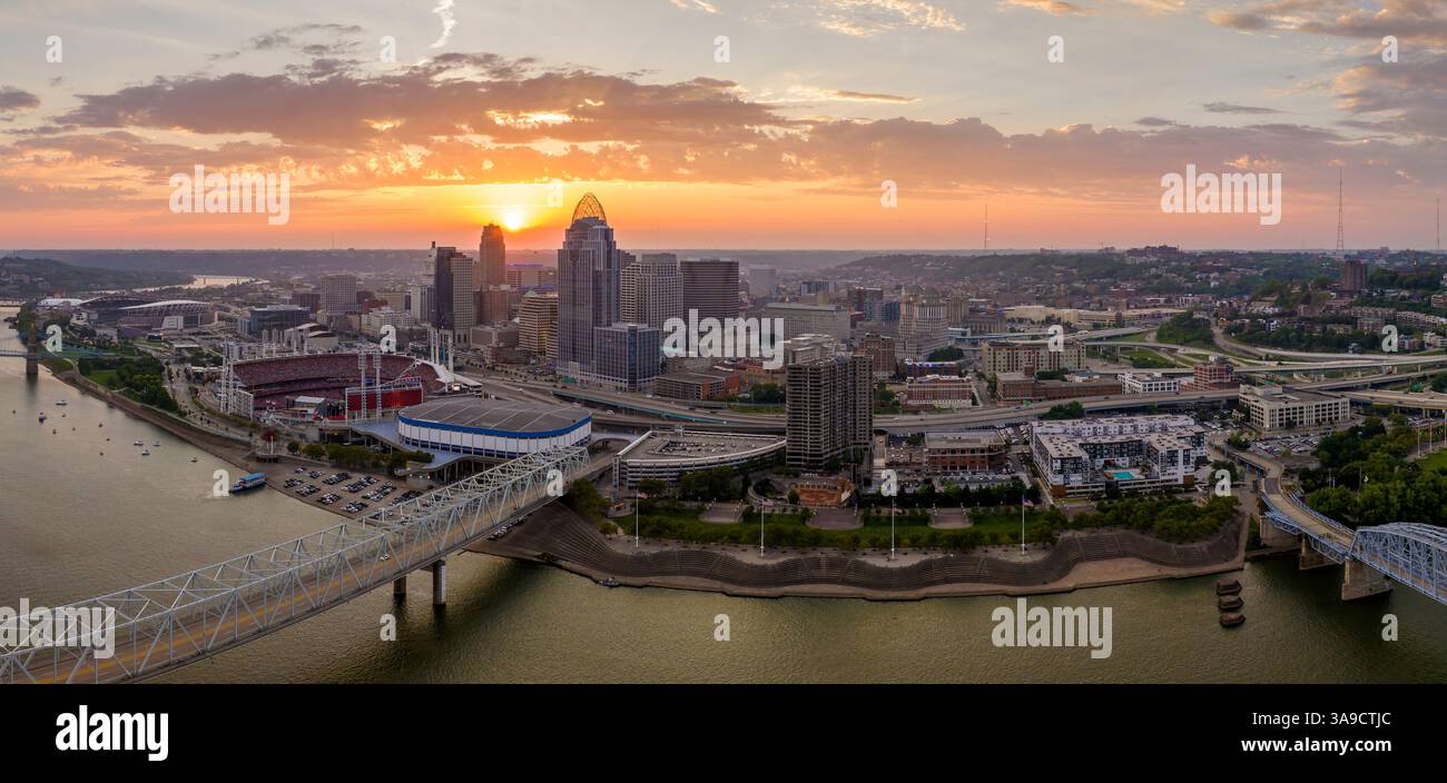 Aerial view of downtown district highway traffic in Cincinnati city ...