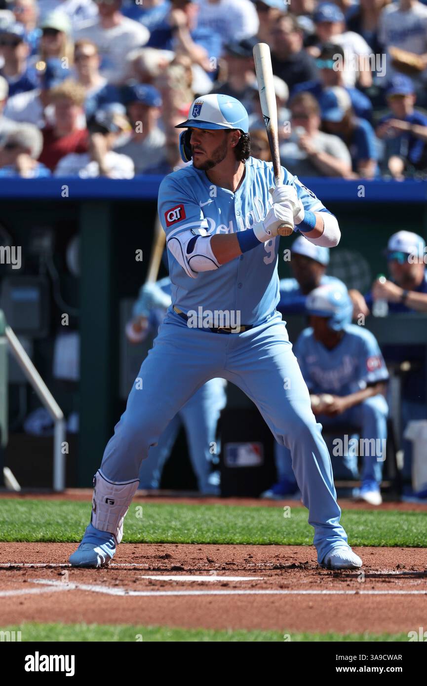 KANSAS CITY, MO - MARCH 29: Kansas City Royals first base Vinnie ...
