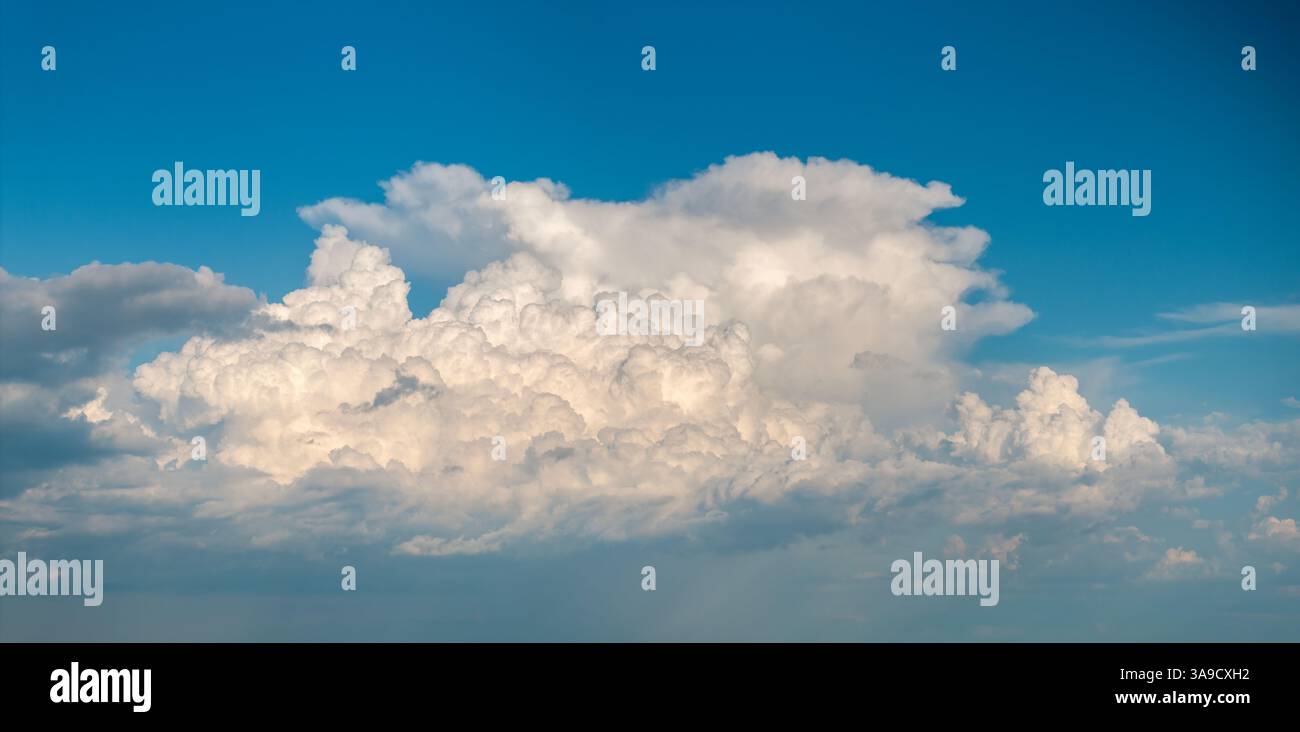 Florida weather in summer rain season. Blue sky with white clouds ...