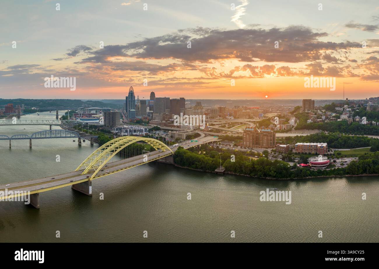 Highway traffic with driving cars on bridge in downtown district of ...