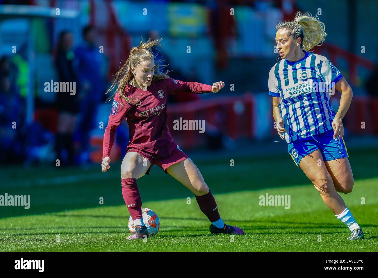 Manchester city women v brighton hi-res stock photography and images ...