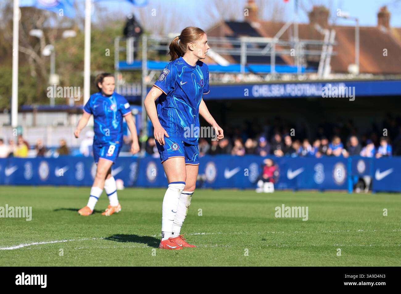 Sjoeke Nusken (Chelsea 6) during the Women's Super League game between ...