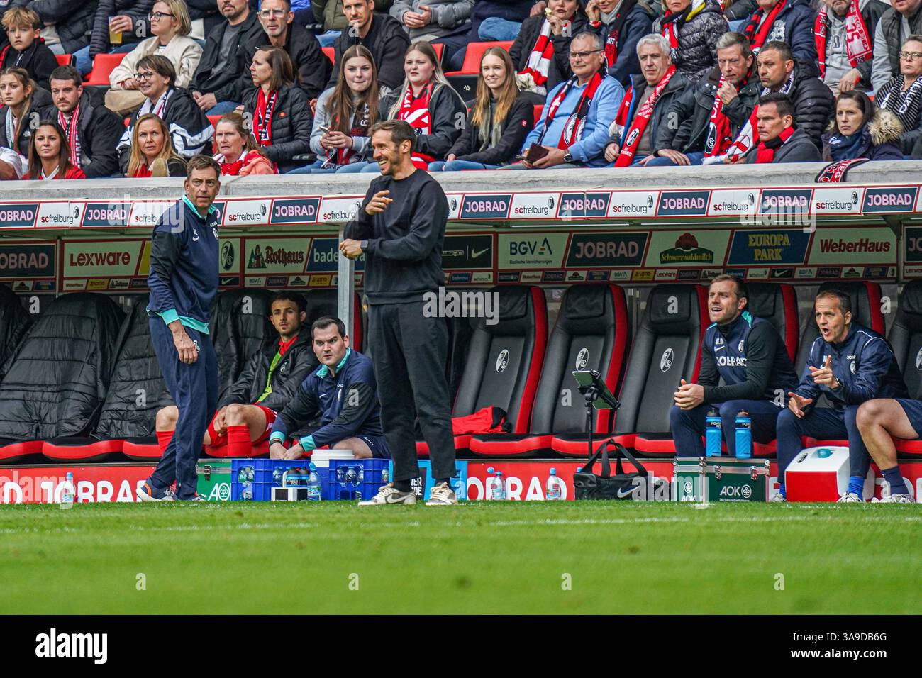 Freiburg, Deutschland. 30th Mar, 2025. Julian Schuster (SC Freiburg ...