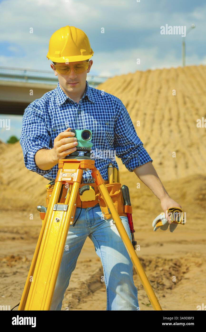 Workers check safety measures hi-res stock photography and images - Alamy